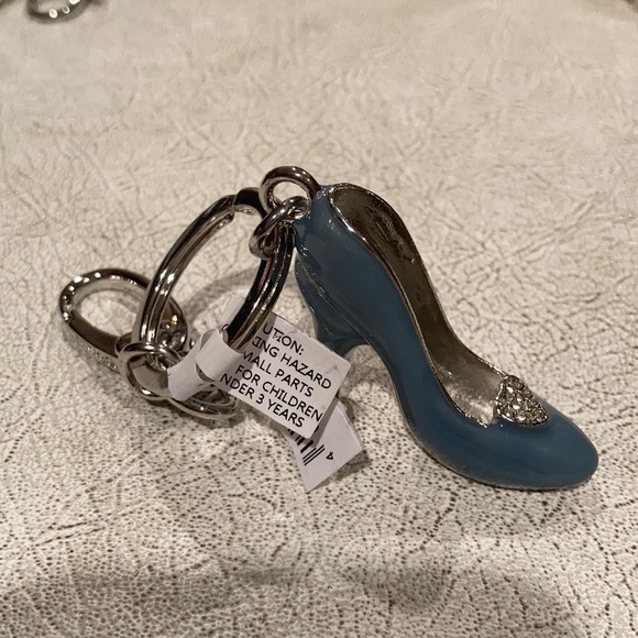 Disney | Accessories | Disney Cinderella Keychain Nwt | Poshmark